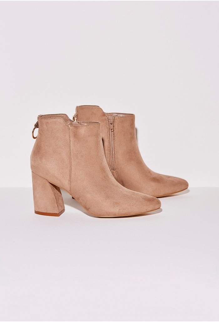 Botas y Botines para Mujer de moda | ELA